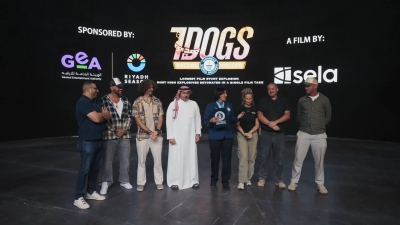 فيلم "7Dogs" يحطم رقمين قياسيين عالميين | أخبار 24
